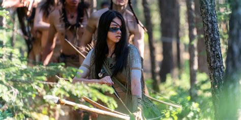 Prey Director Reveals Pick For Most Emotional Moment In Predator Movie