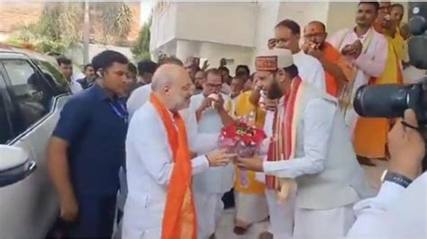 Raebareli Loksabha Seat Why Did Amit Shah Reach Residence Of Sp Mla Manoj Pandey Rahul Gandhi