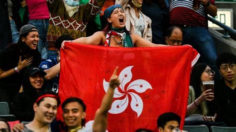 香港反修例示威歌曲《愿荣光归香港》禁令 法院7月21日审理 Bbc News 中文