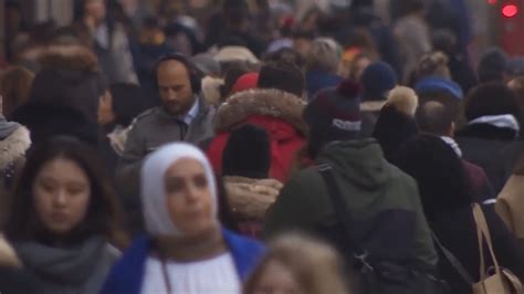 Lack Of Certain Types Of Social Connection Linked With Higher Risk Of