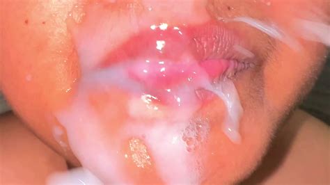 Adhe Rat Ko Sautele Maan Ne Bete Ka Land Chosa Aur Bete Ne Uski Munh Mein Very Dala Xhamster