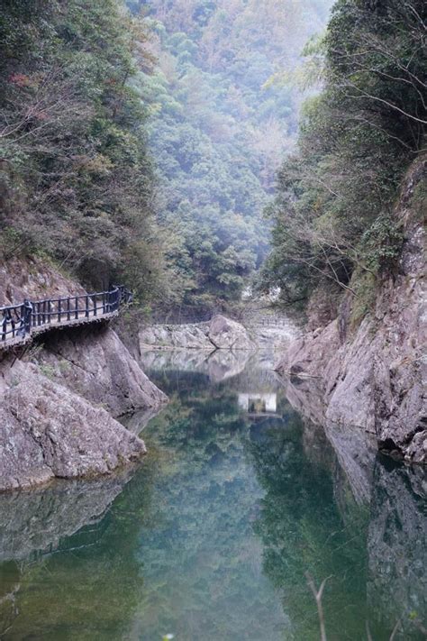 磐安十八涡景区6 老小孩讲述
