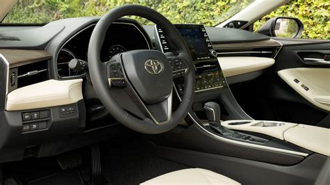 2022 Toyota Avalon Hybrid Prices Reviews And Photos Motortrend