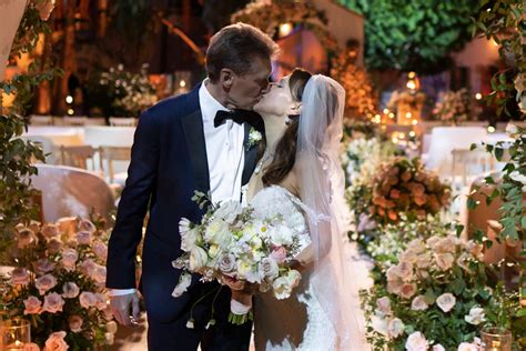 The Golden Bachelor Wedding Was A Total Letdown For A Key Reason
