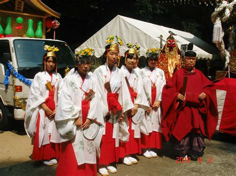 五所神社例大祭神幸祭･･･神輿渡御） 五所神社