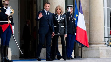Brigitte Macron Die Schönsten Looks Der Première Dame Brigitte De