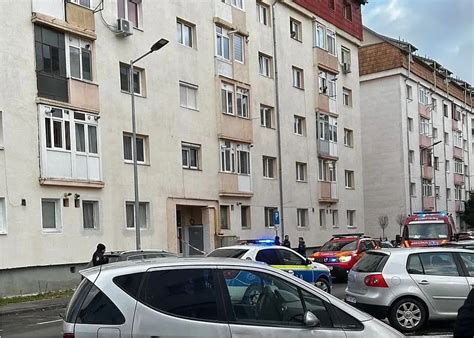 Un băiețel de trei ani a căzut de la etajul 5 al unui bloc din Sibiu