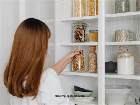 5 No Nonsense Decluttering Tips For Hoarders