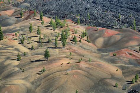 火山拉森的国家公园 库存照片 图片 包括有 状态 轻石 五颜六色 室外 火山 本质 绘画 沙漠 77009110