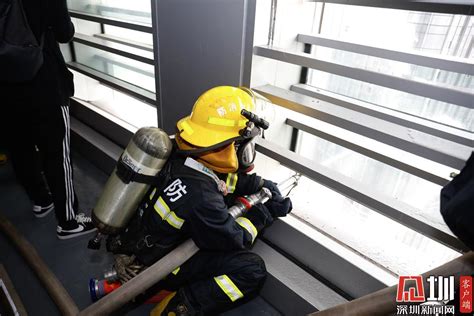 浩翰景深第36期 深圳第三高楼春笋起火灭火无人机和机器人出动了 深圳新闻网