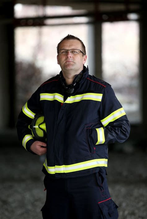 Šef Zagrebačkih Vatrogasaca Otkrio Zašto Notre Dame Nije Gašena Iz