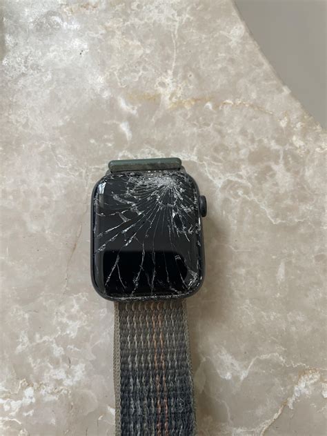 Shattered Apple Watch screen today : r/applehelp
