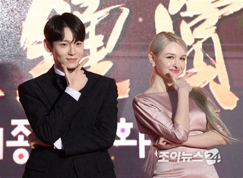포토 창하 리나대장 인기 틱톡커 대종상 나들이