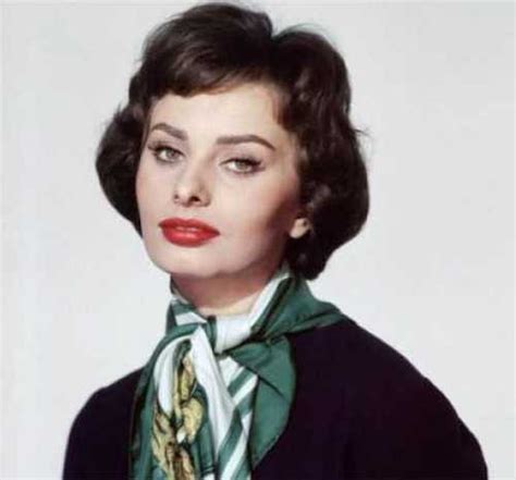 این زن ملکه زیبایی تاریخ ایتالیاست عکس ها و بیوگرافی سوفیا لورن