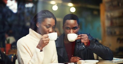 5 Toxic Behaviors In Relationships That Push People Away
