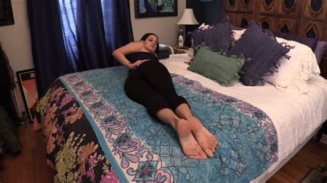Flirty Foot Tease The Pose Foot Fetish Barefeet Pov Wmv