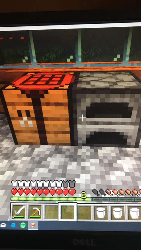 Minecraft Crafting Table
