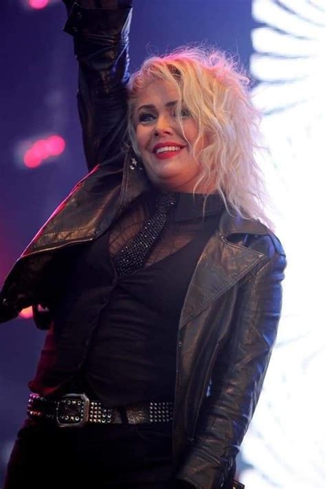 Pin By Guo Lionel Guo On Kim Wilde Kim Music Legends Red Leather Jacket
