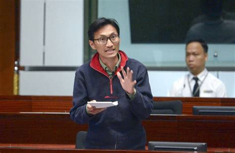 【一地兩檢】朱凱廸指高鐵西九站地形複雜 以遊客角度到訪不合理 星島日報 Line Today