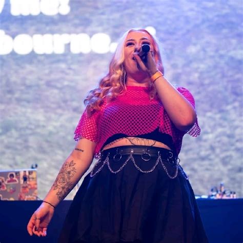 Lucy Bourne Disk Jockey Lucy Bourne Dj Linkedin