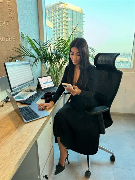 Sanaa Mssar On Linkedin Dubairealestate Successtools