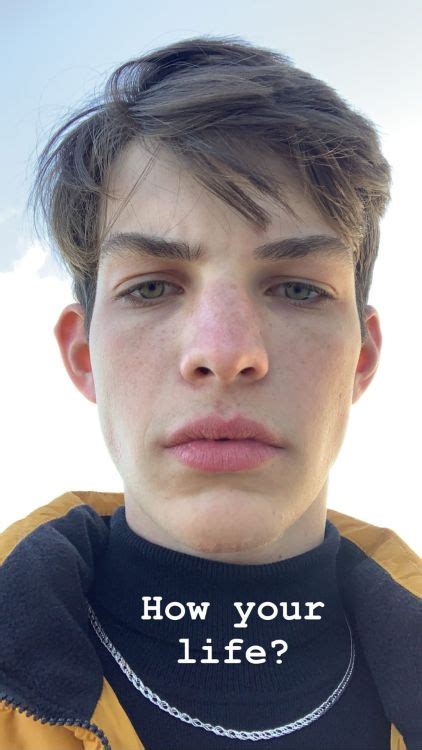 Andrew Barabash Tumbex