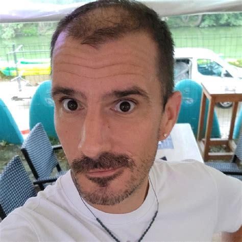 Mathieu Varet Chef De Rang La Guinguette De Bessan Linkedin