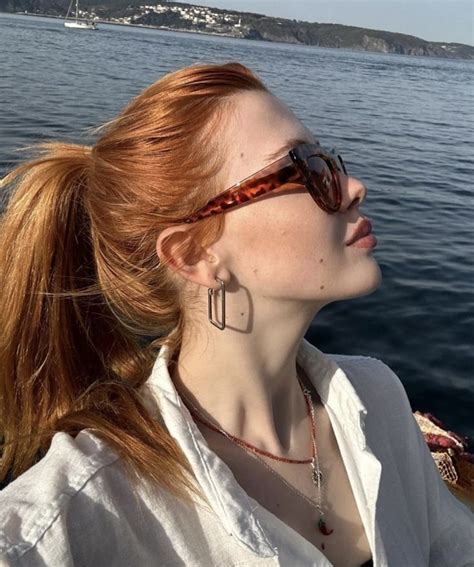Аврора adlı kullanıcının фотосъемка panosundaki Pin Kolay saç
