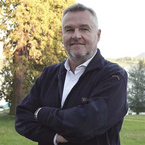 Klaus Nesser — St Charles Classics