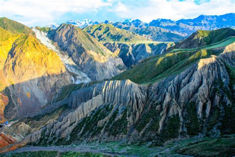 新疆石河子南山风景区 高山丘壑 自然风景 摄影 汇图网www huitu