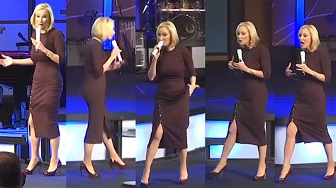 Paula White Very Sexy Lady Tight Dress Beautiful Legs And High Heels