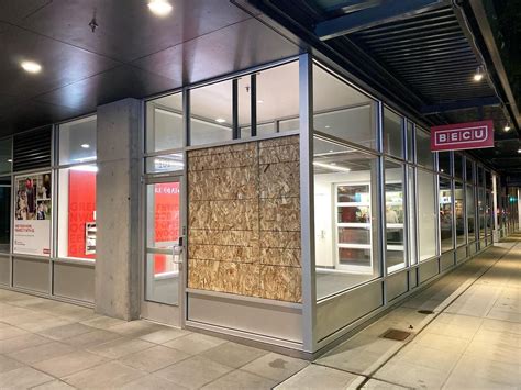 Becu Got Gronked R Seattlehobos