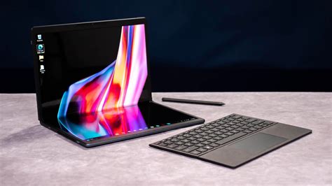 Hp Spectre Fold نازک‌ترین لپتاپ‌ تاشوی 17 اینچی جهان است سخت افزار مگ