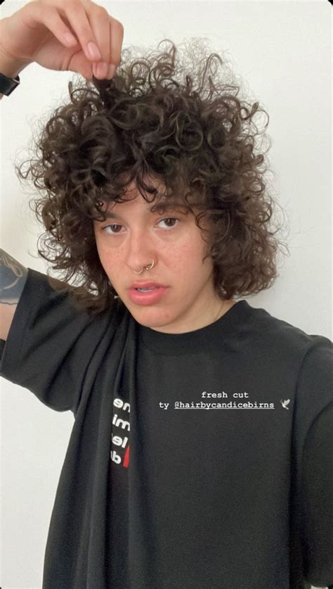 Naomi Via Flurtcobain Pretty Brunette Muna Pretty People