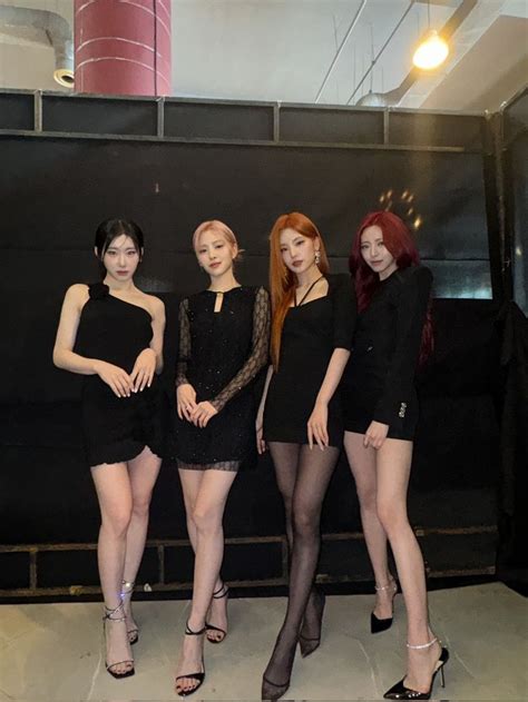 Itzy X Update 141223 Itzy Kpop Girls Girl