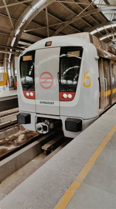 किस स्टेशन से चली थी देश की पहली मेट्रो