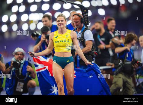 Nina Kennedy Celebrating Her Victory With Her Countrys Flag At The