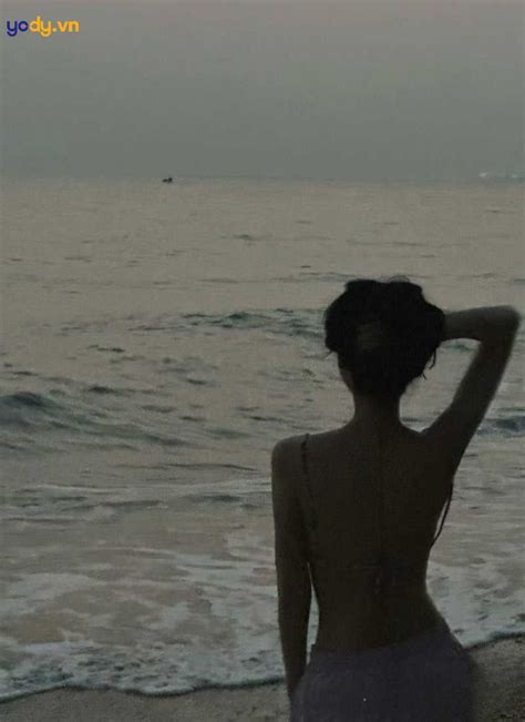 Tuyển tập hình ảnh cô gái quay lưng xinh đẹp lạnh lùng