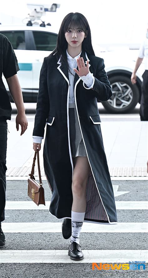 에스파 카리나 진정한 코트여신 포토엔hd 손에 잡히는 뉴스 눈에 보이는 뉴스 뉴스엔