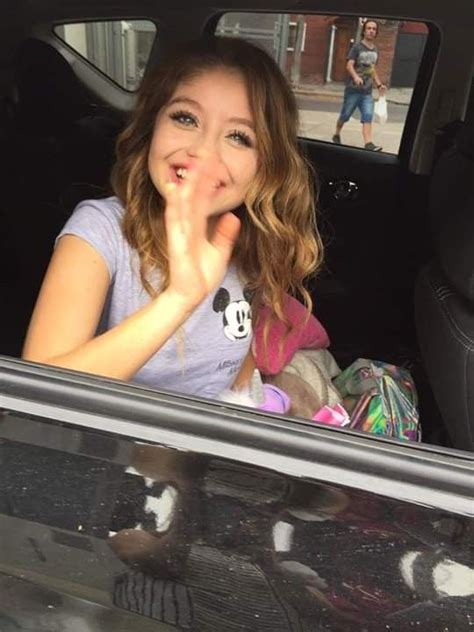 Pin De ꪆཱུꪳsꫀꪀძꪮ Vᥲℓꫀꪀեꫀ🌙 Em Karol Sevilla 15 Vestidos