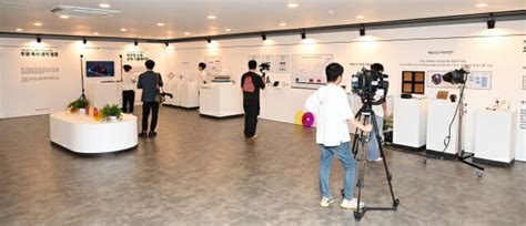 흠집 생겨도 스스로 고치는 車 나온다현대차·기아 나노 신기술 대거 공개 Zdnet Korea 흠집 생겨도 스스로 고치는 車 나온다현대차·기아 나노 신기술 대거 공개 Zdnet Korea