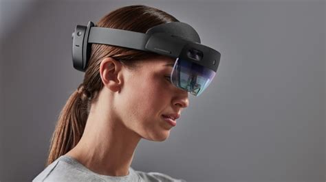 Portaltic HoloLens el dispositivo de Realidad Mixta de Microsoft ya está disponible en
