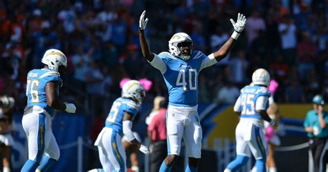 Chargers Broncos Final Score Los Angeles Chargers Defeat The Denver