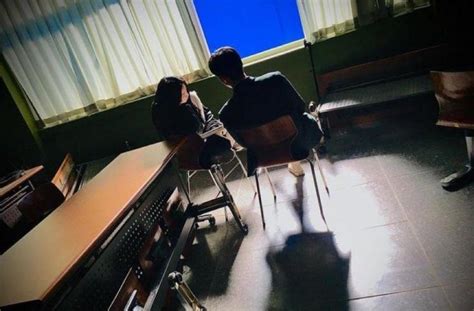 9 Potret Cho Yi Hyun Dan Lomon Di Lokasi Syuting All Of Us Are Dead 17