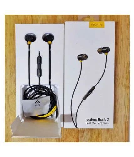 In Ear Mobile Realme Buds 2 Wired Earphones With Mic Mc At ₹ 159