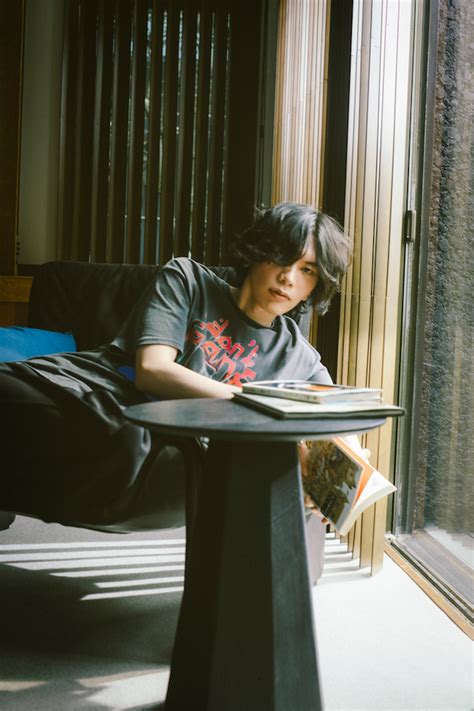 米津玄師書き下ろしの新曲毎日がジョージア新CM曲に 日常を切り取ったような新アー写も公開 Real Soundリアルサウンド