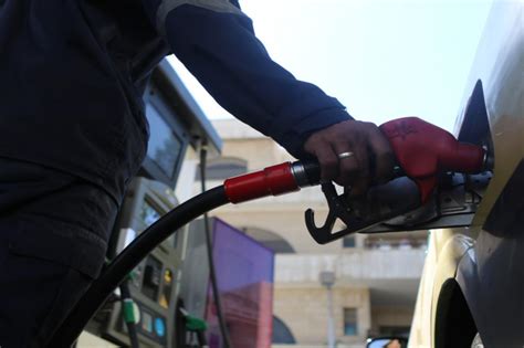 ارتفاع أسعار المحروقات يحير الأردنيين اندبندنت عربية