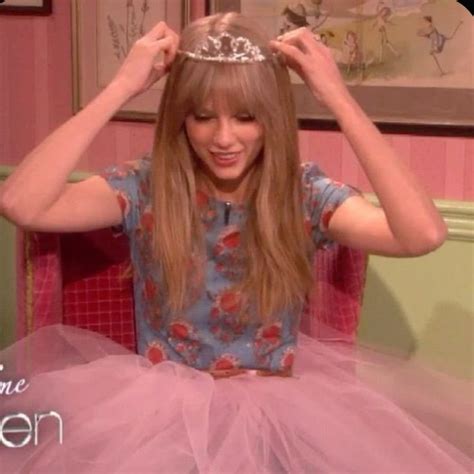 She Is Such A Princess 👑 Taylor Swift Videos Taylor Swift Cute