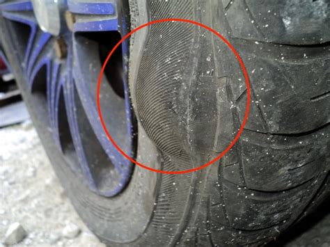 タイヤの側面にこぶができる原因！発見したときの対処法を公開！ 車を高く売る教科書 〜車売却はじめて講座〜