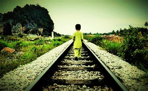 Tempat Dimana Kau Pulang Adalah Tempat Dimana Orang Orang Memikirkanmu